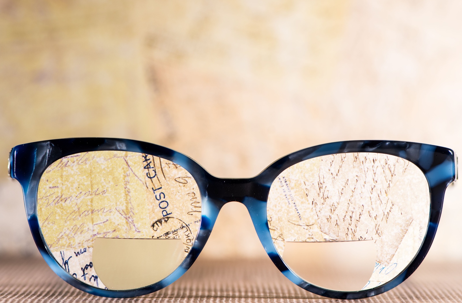 Can You Combine Reading & Distance Glasses Combined?